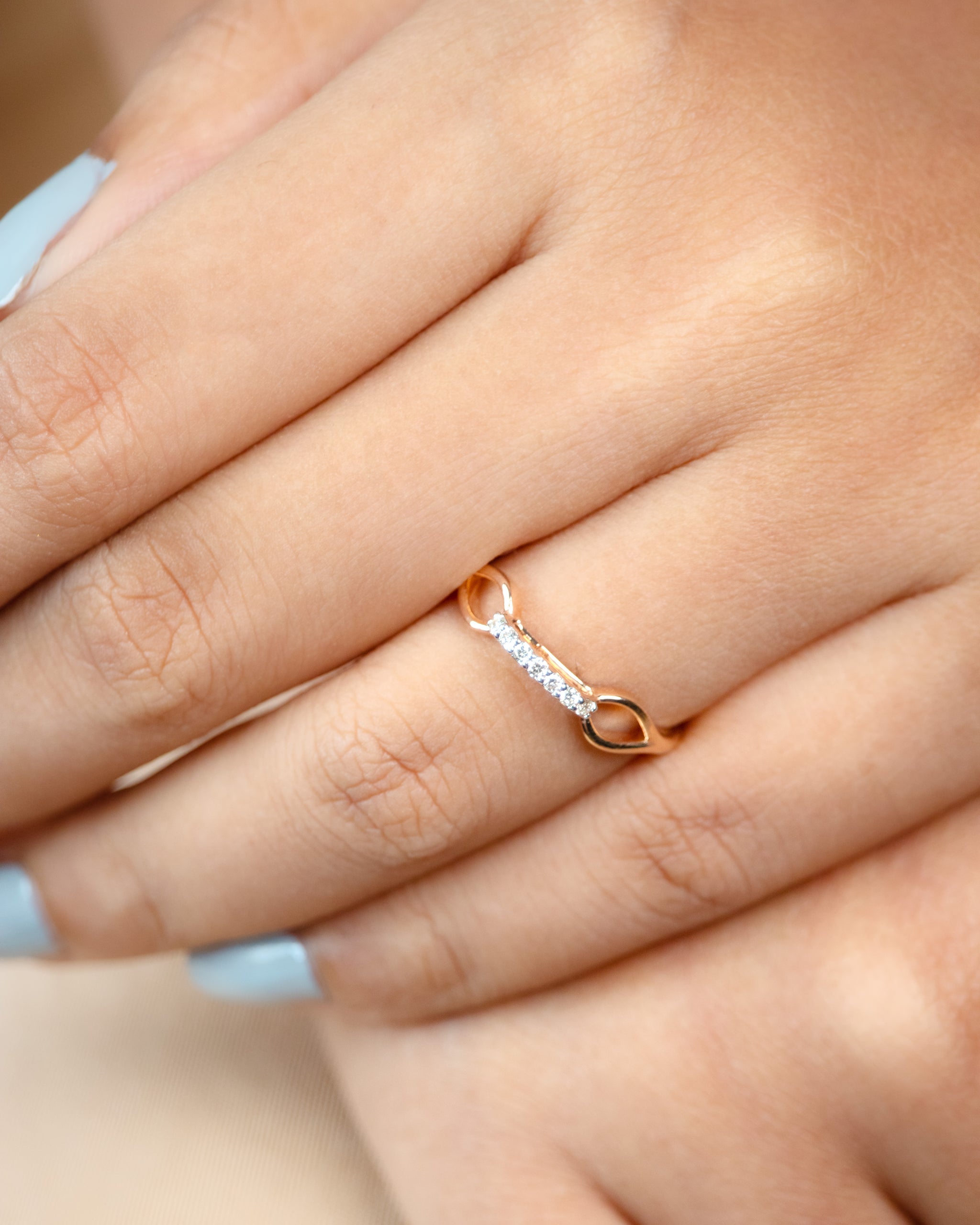 Uplifted Diamond Ring – Caratly